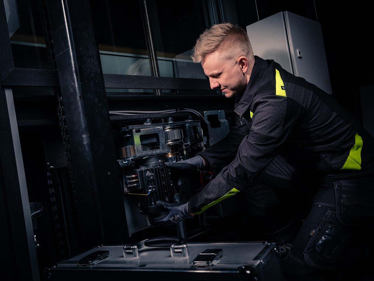 Service & Lift Maintenance - For Safe Lifts - Kalea Lifts Global